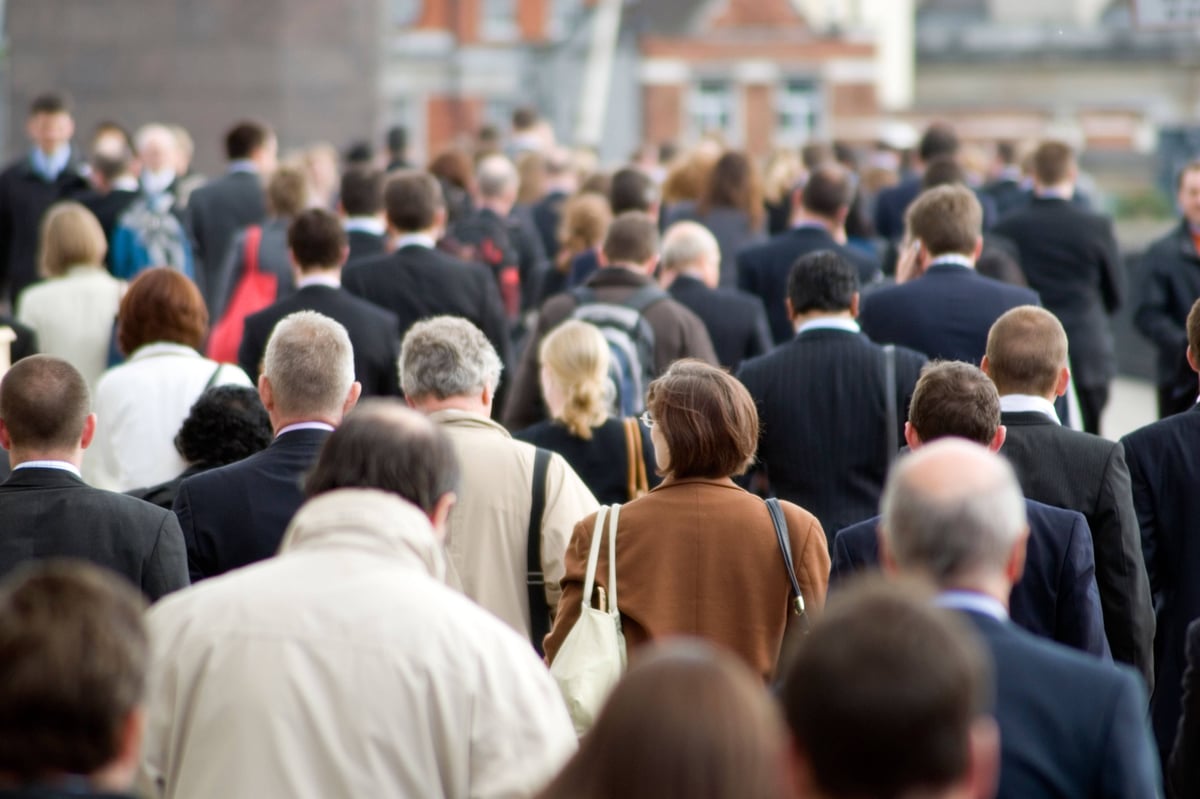 Unemployment rate rises and vacancies slump in first signs of Iran war ...