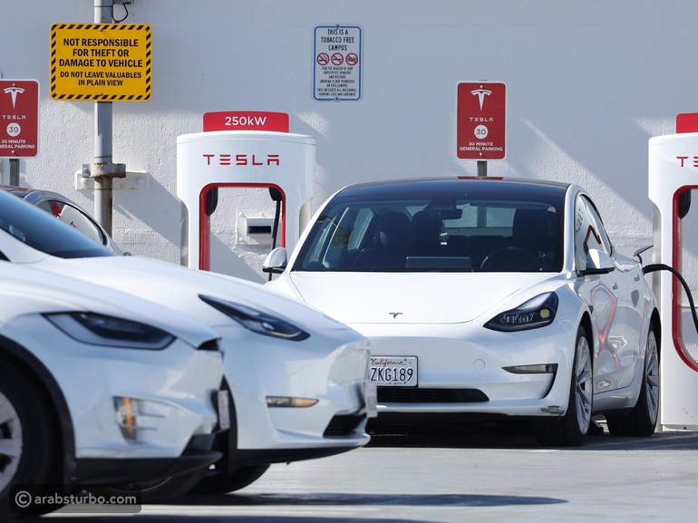 How hot weather impacts electric vehicle range & performance