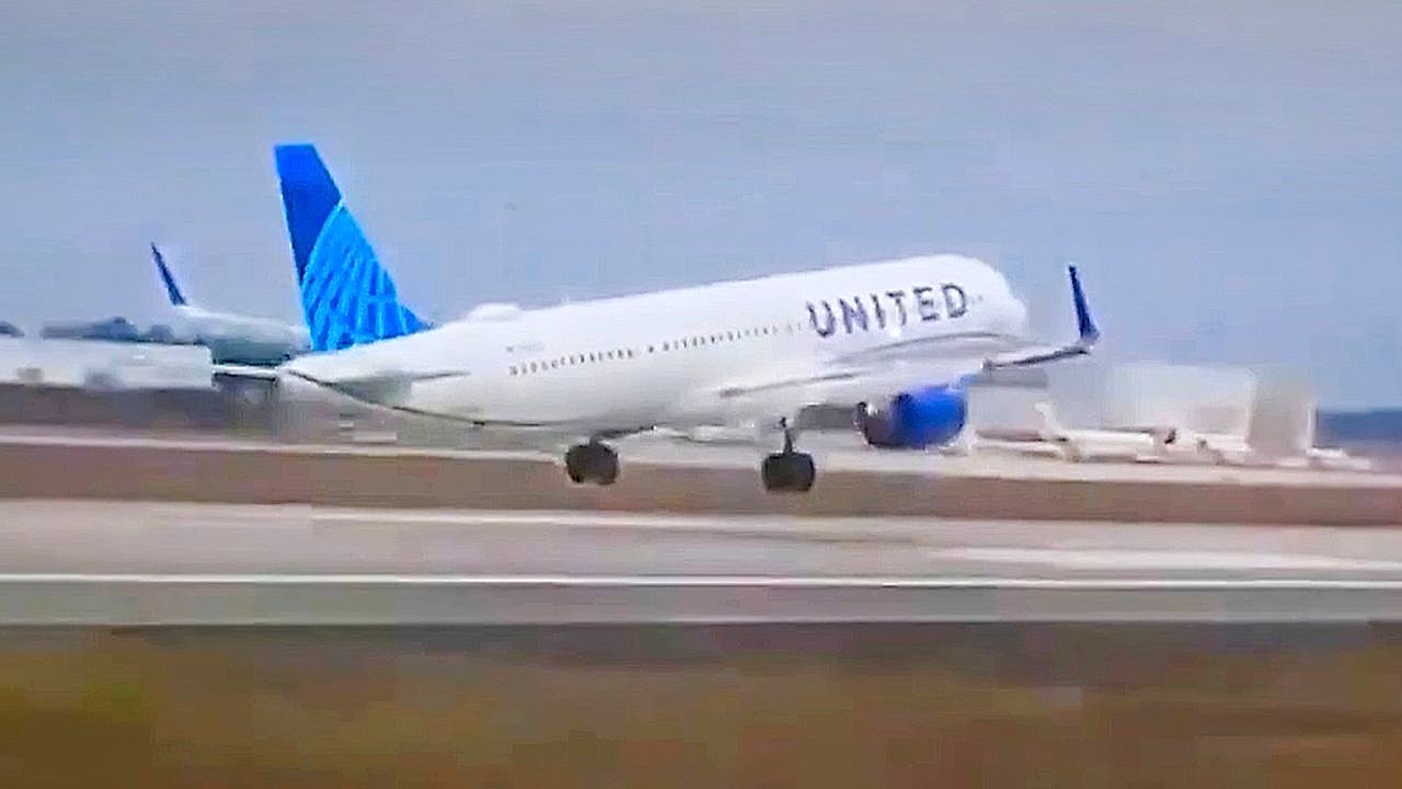Plane loses wheel after hard landing at Orlando airport