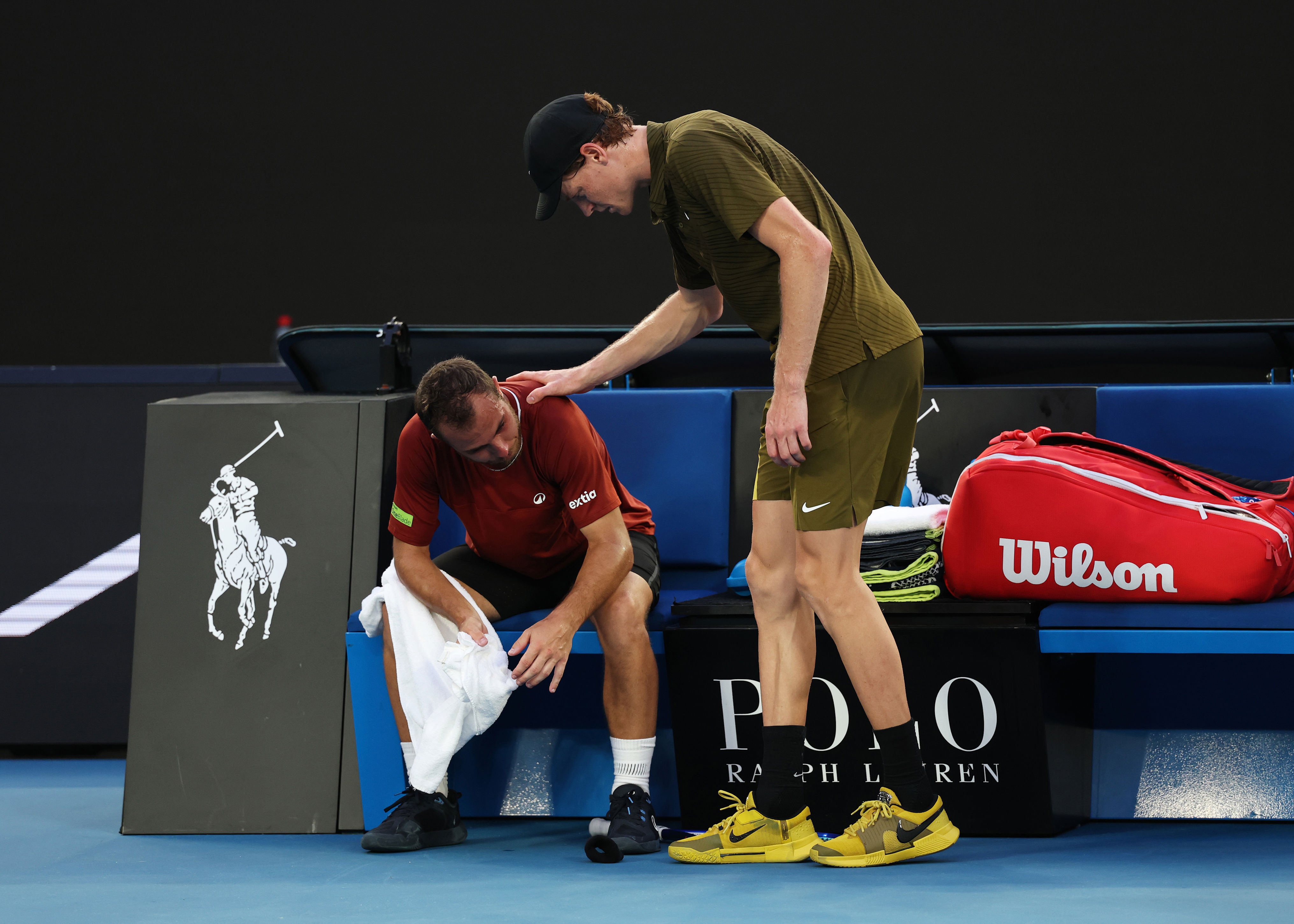 Sinner consoles shattered opponent after abrupt retirement