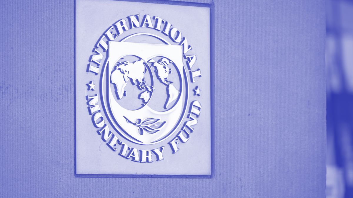 IMF says Australia to see 'drawn-out persistence' in inflation