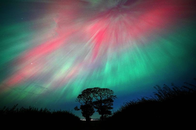 Spectacular northern lights display forecast for Scotland after huge ...