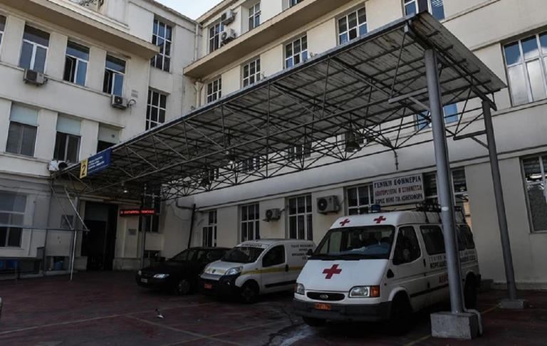 Ερυθρός Σταυρός: Ασθενής επιτέθηκε σε γιατρούς και νοσηλευτές – «Και ...