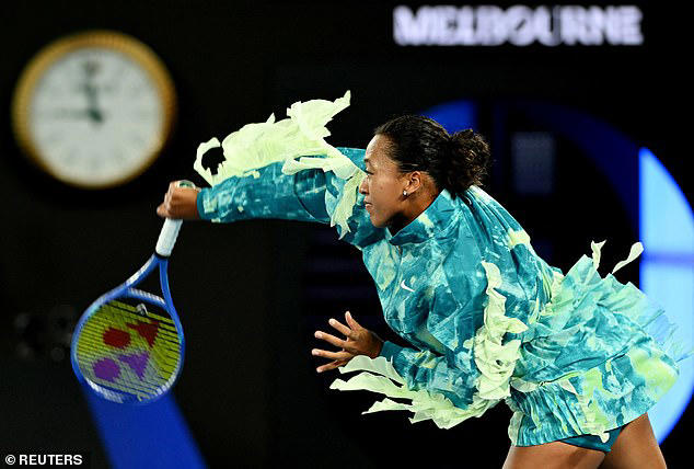 Naomi Osaka sends tennis fans wild at Australian Open with 'jellyfish ...