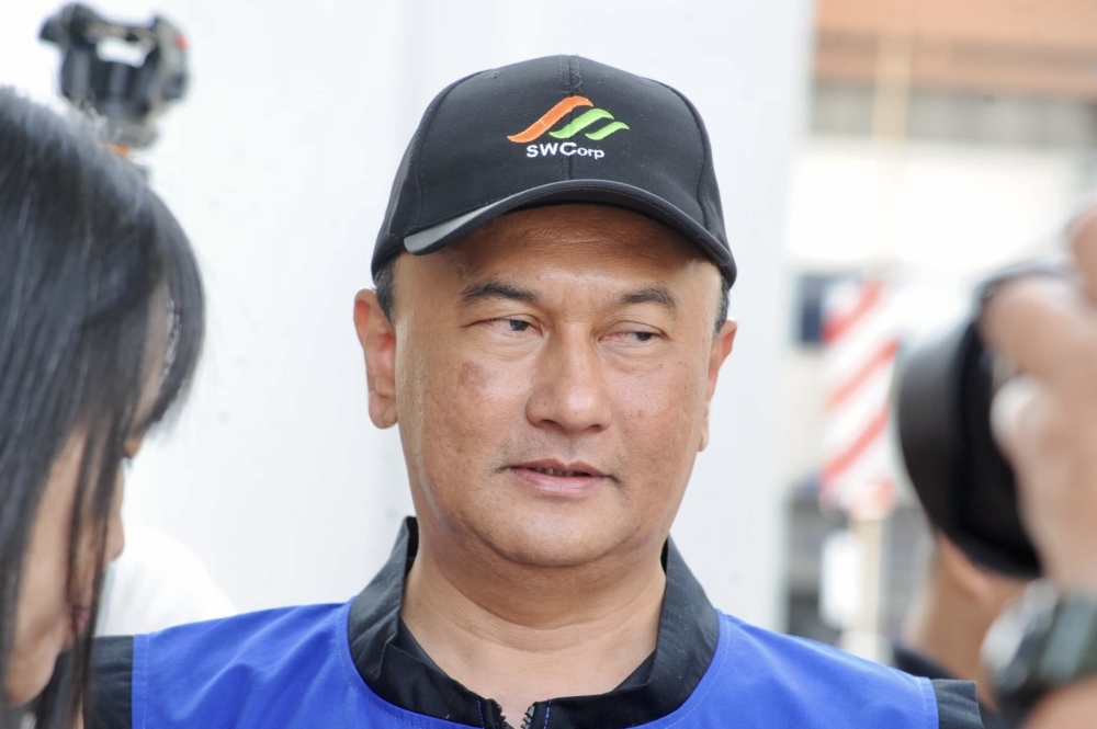 Cigarette butts and food wrappers land most people in hot water in ...