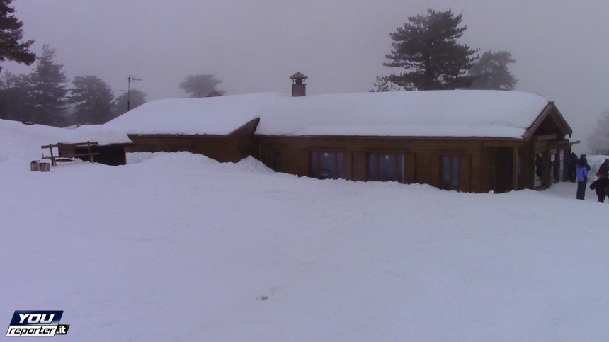Bufera sull'Etna, soccorsa una famiglia di turisti svizzeri