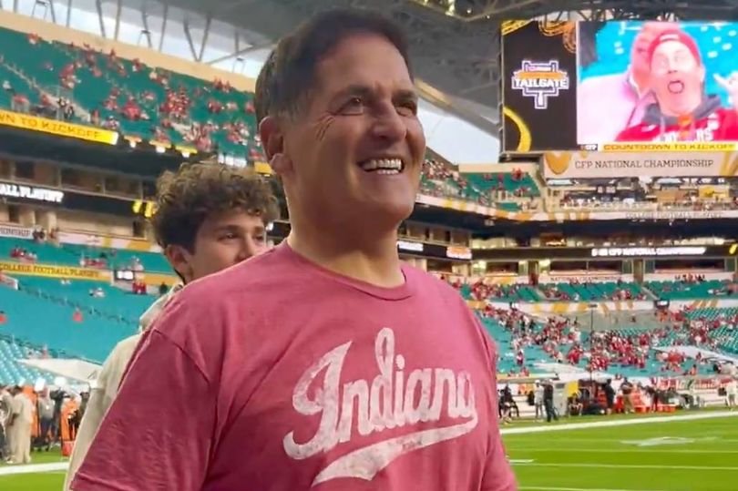 Mark Cuban has last laugh after being met with boos at college football ...