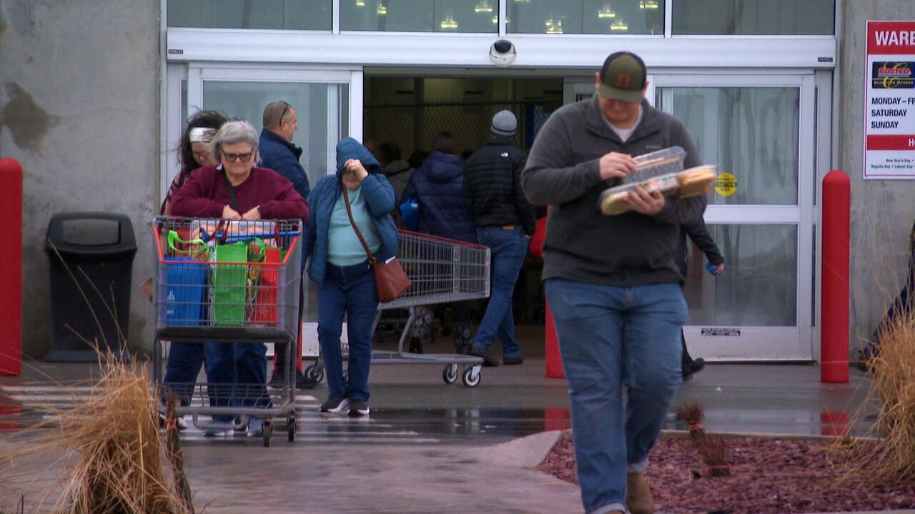 NL.’s fiscal situation isn’t good, but consumer spending isn’t slowing down