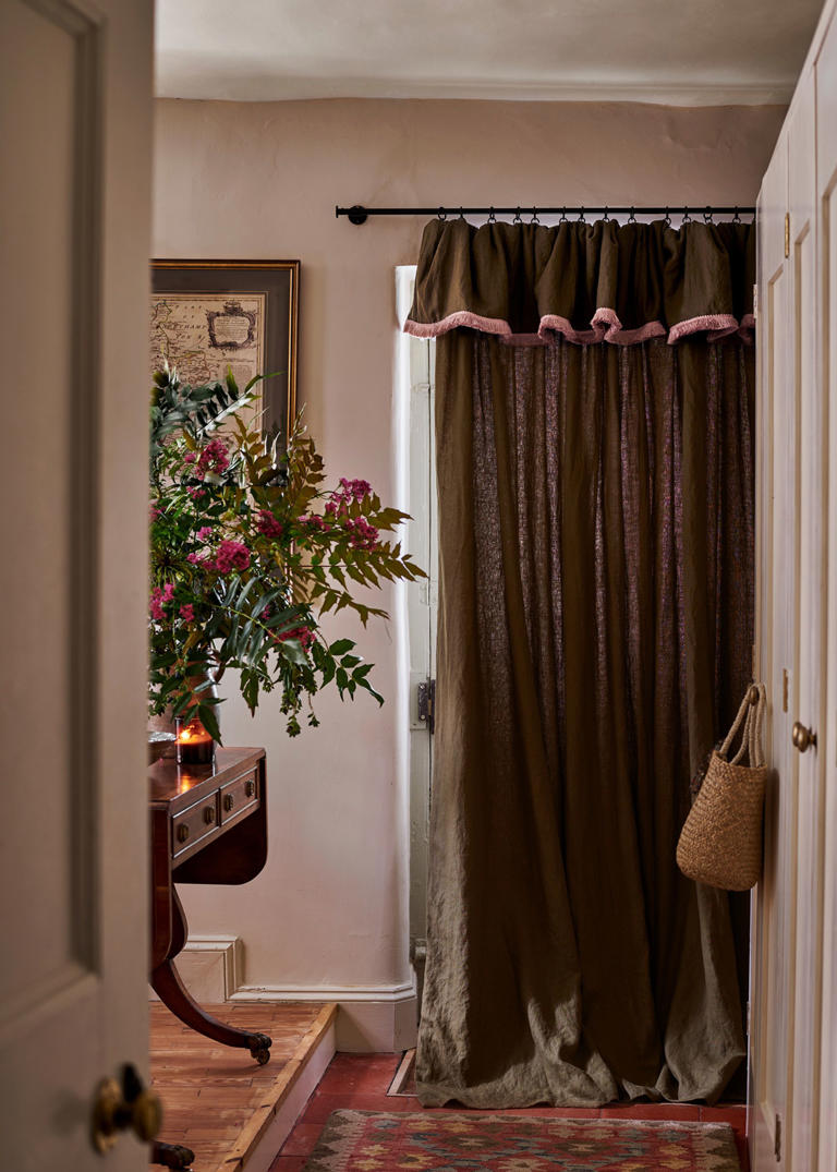 This 'fussy' curtain style is making a comeback in 2026