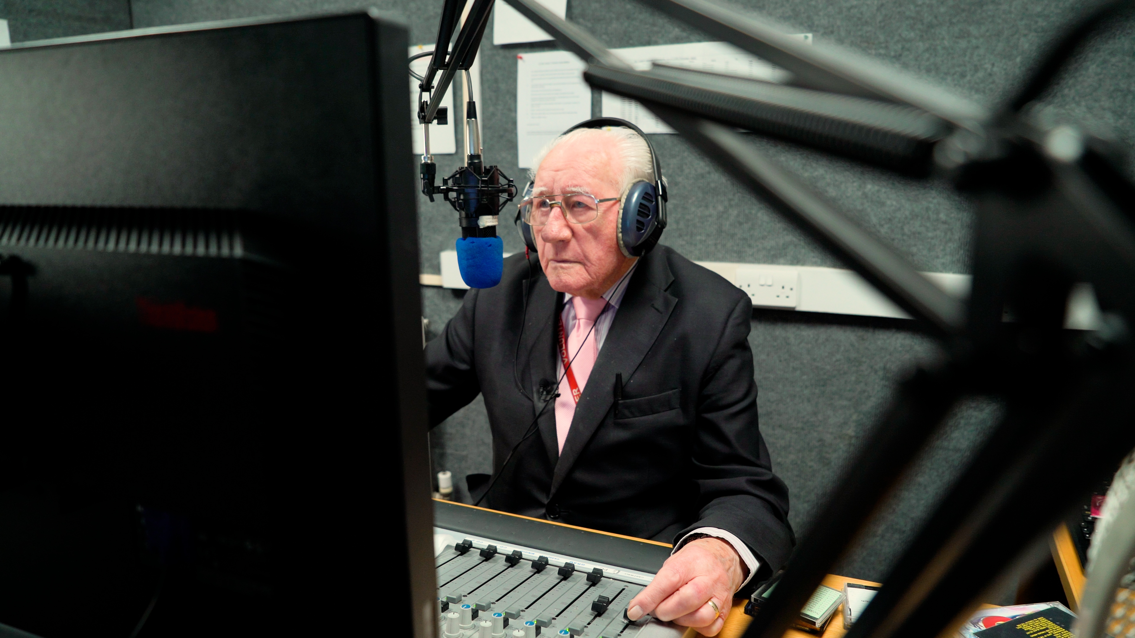 One of Britain's oldest broadcasters who worked on Yorkshire hospital ...