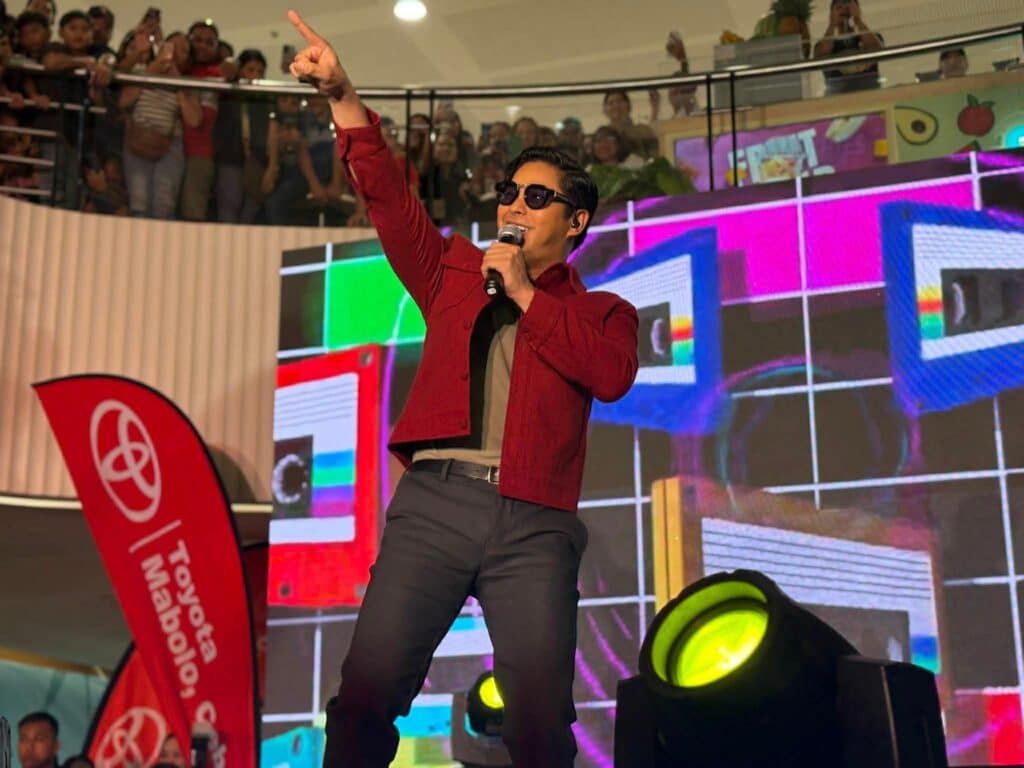 Coco Martin draws massive crowd at SM City Cebu as Toyota gears up for ...
