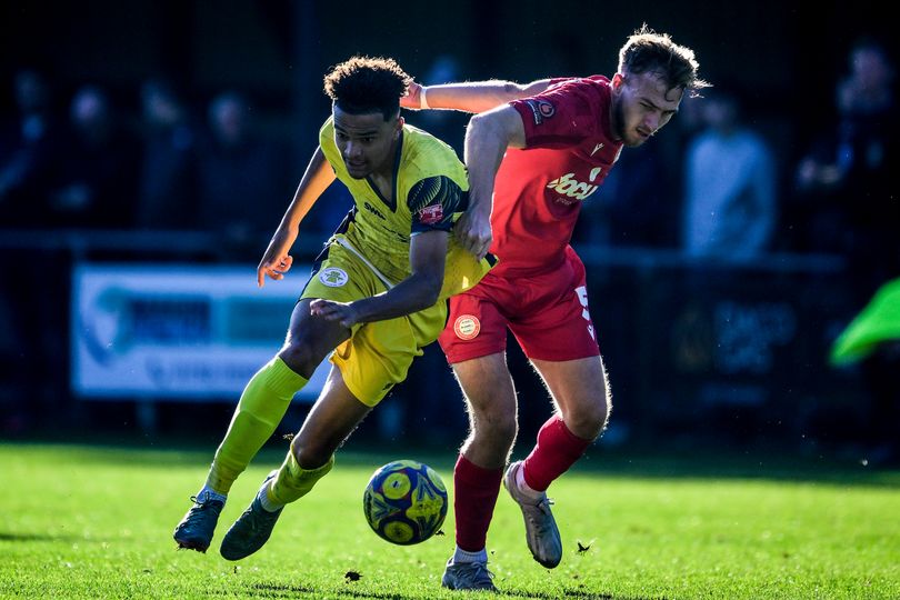 Former Plymouth Parkway forward Dylan Jones makes Football League debut