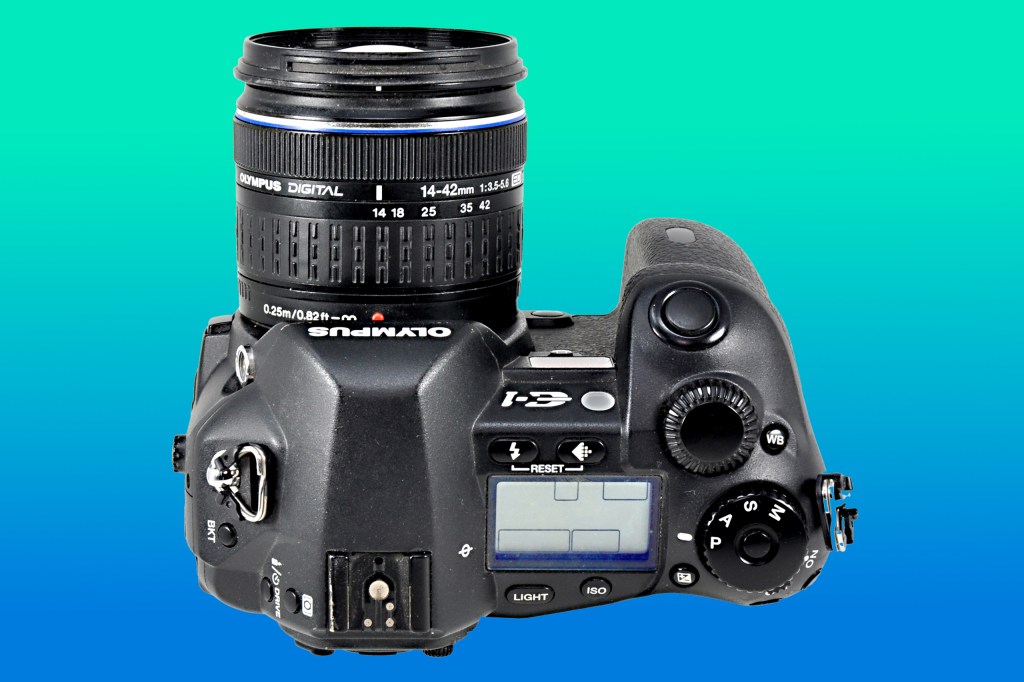 Remembering the Olympus E-1: A classic landmark DSLR