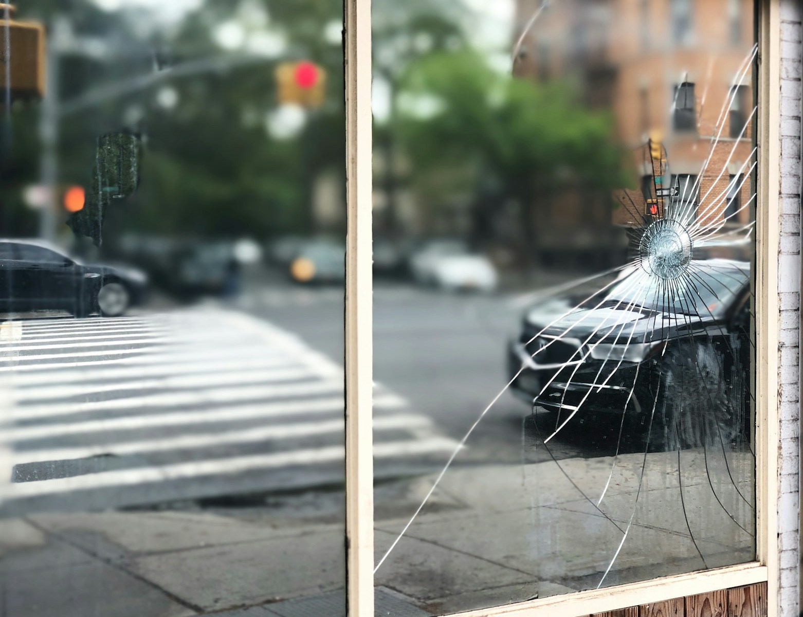 New driver confuses pedals in drive-thru — sends car straight into the ...