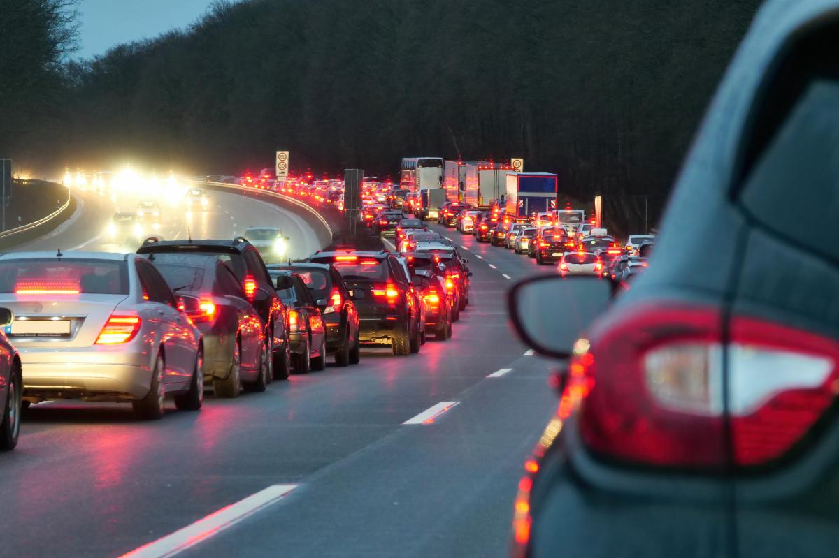 Bundesweiter Autobahn-Streik heute: Hier müssen Autofahrer auch in ...