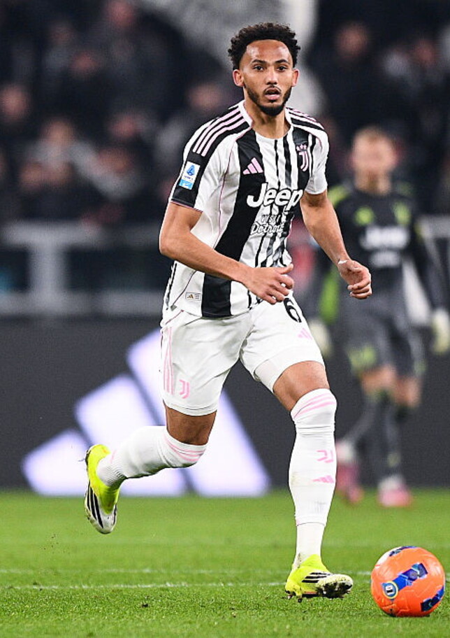 Kelly e un'infanzia difficile: "Il calcio mi ha aiutato a crescere ...