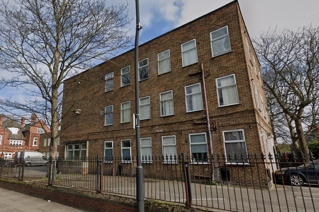 St Georges Court: Refurb bill for apartment block purchased by ...