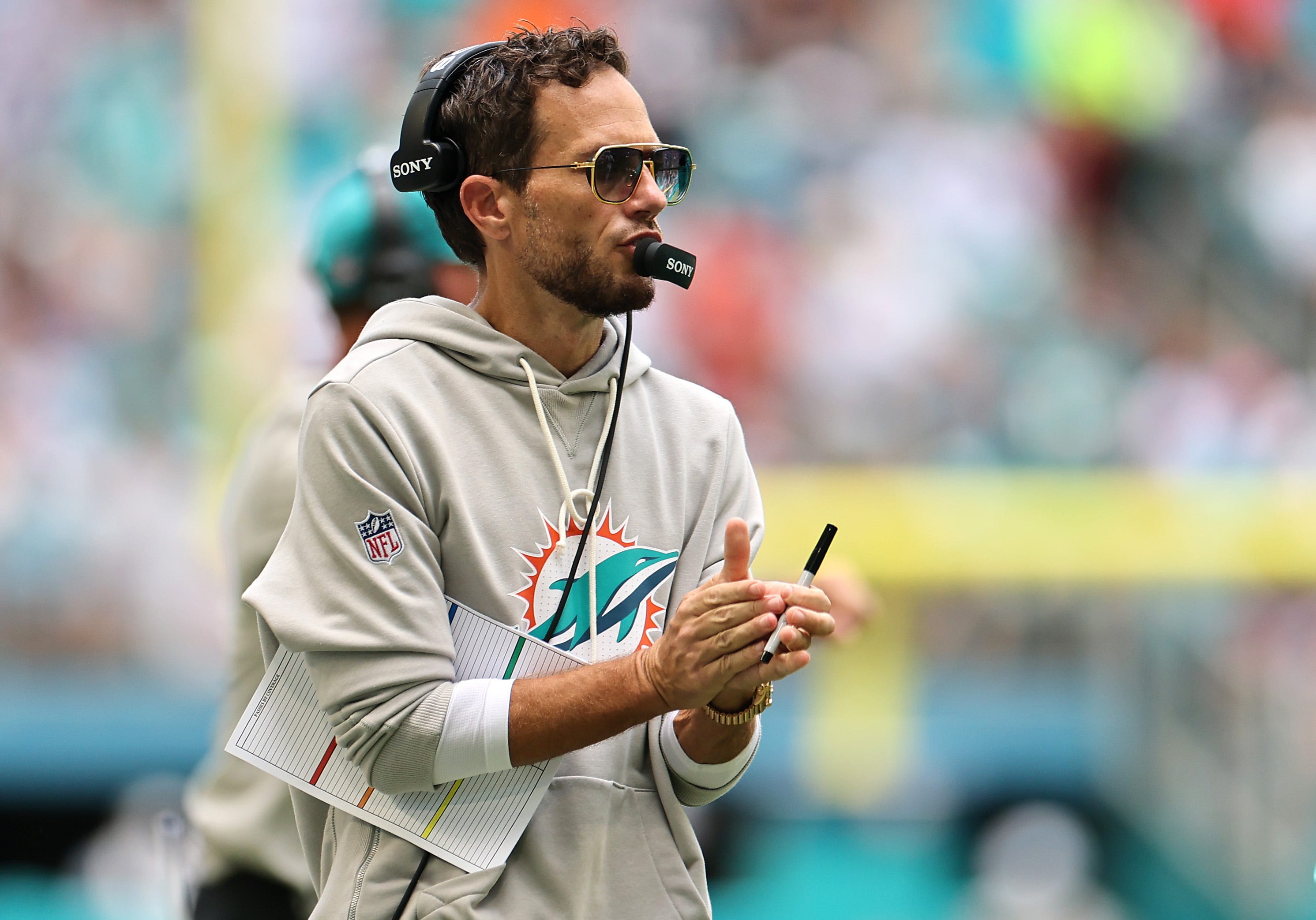 Chargers officially announce Mike McDaniel as offensive coordinator