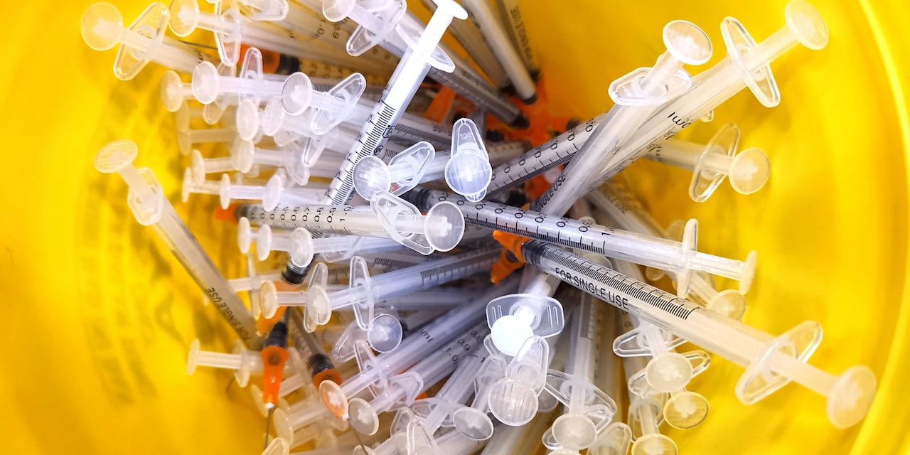 Medical needles appearing in Nova Scotia's waste processing systems