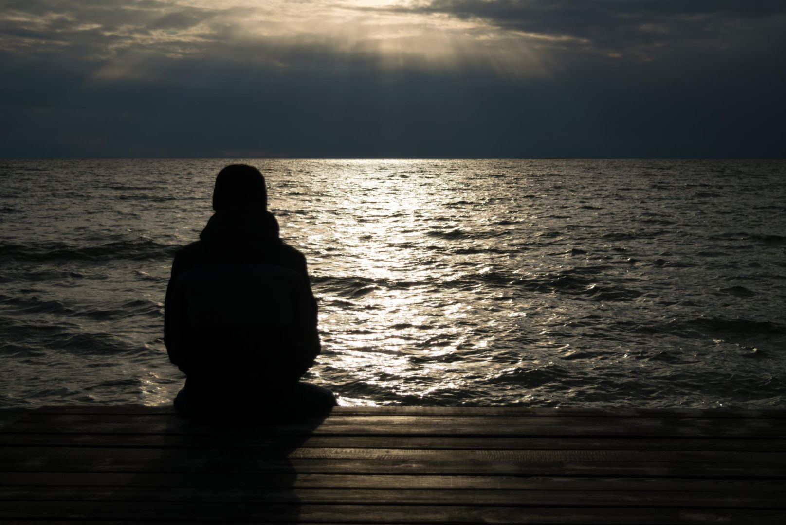 Gorsza niż papierosy i zła dieta? Samotność zwiększa ryzyko zgonu o 32 ...