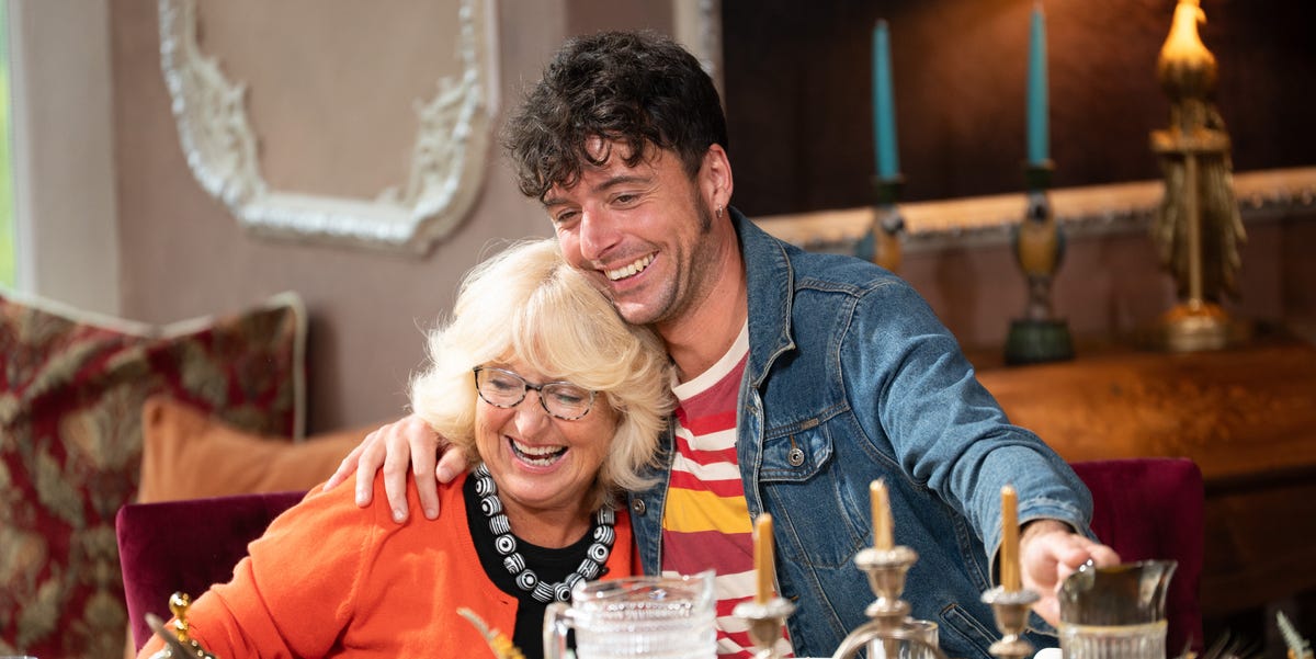 The Traitors star reveals "truly heartbreaking" emotional tribute on ...