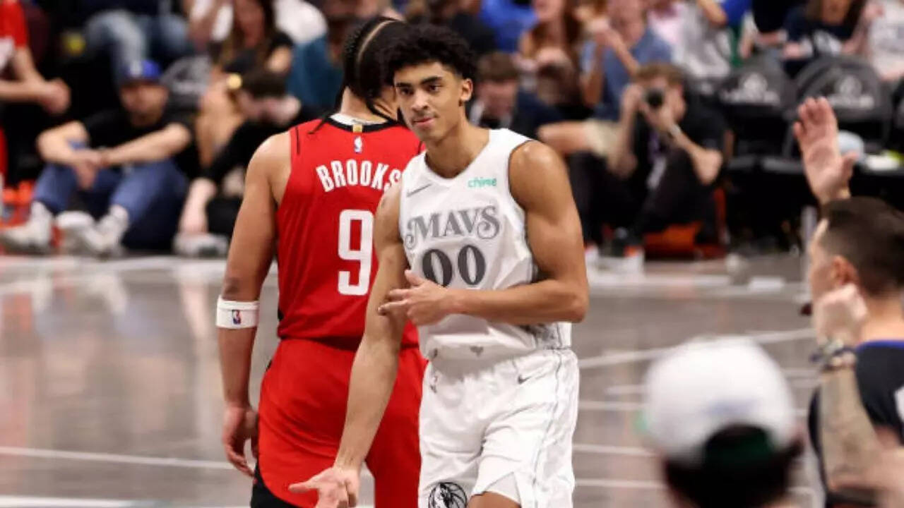 Max Christie sparks Mavericks with career-high 26 in dominant win over ...