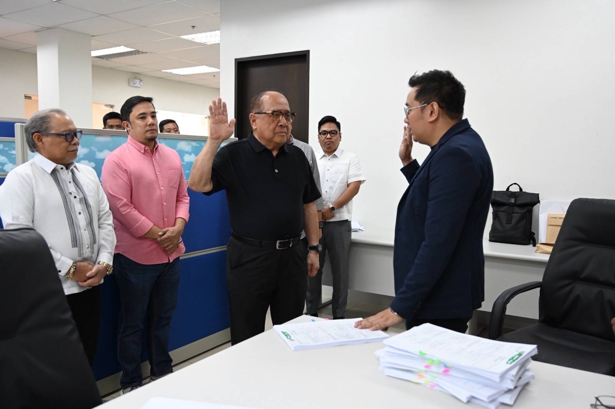 Cyberlibel raps filed against neophyte lawmaker for party bribe claim