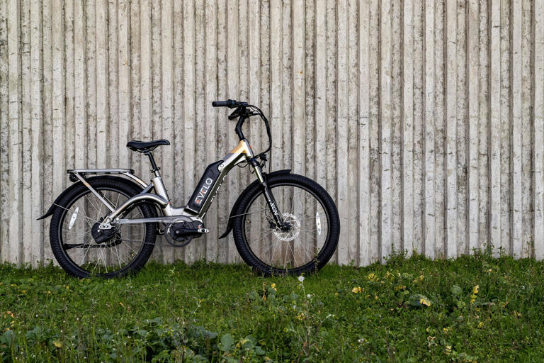 Search underway after vehicles used to knock riders off e-bikes and ...