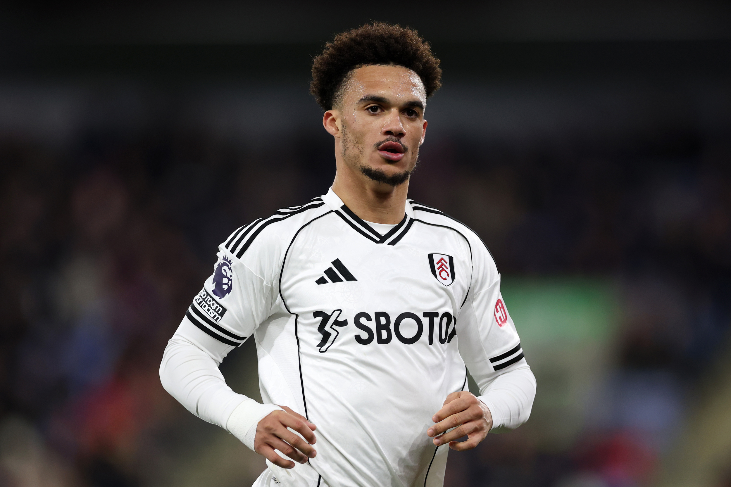 Report: Liverpool in talks over 'aggressive' successor to Robertson; he ...