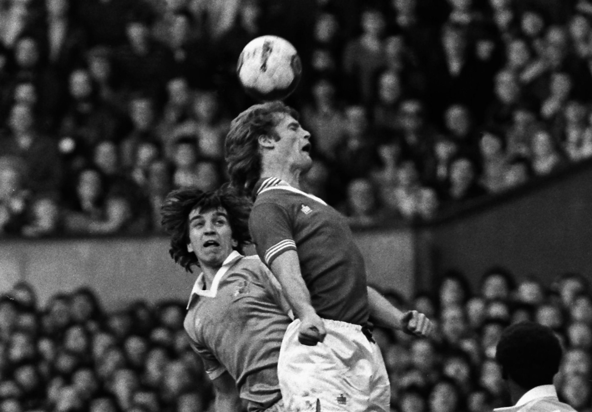Gordon McQueen brain injury 'linked to heading ball'