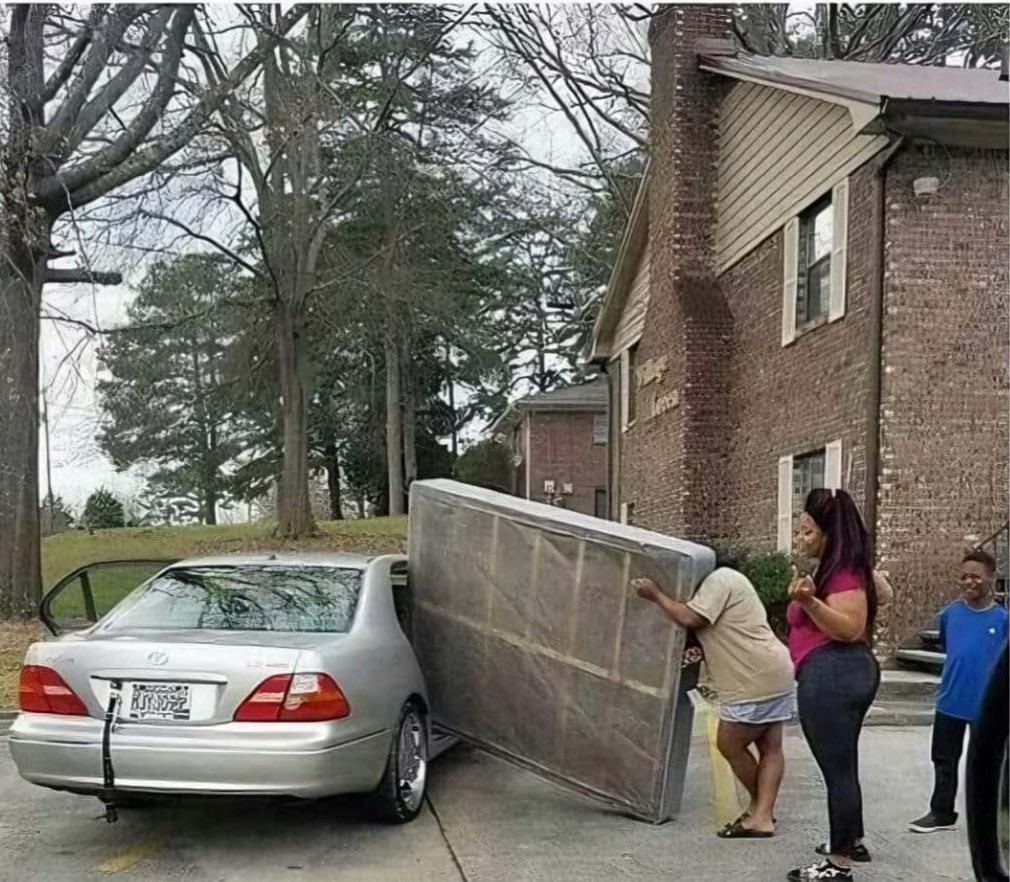 15 people who skipped the lesson on common sense