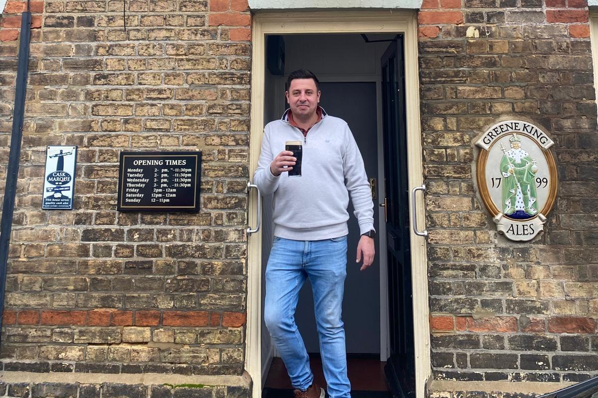 We'll drink to that! New owner of Biggleswade pub becomes third member ...