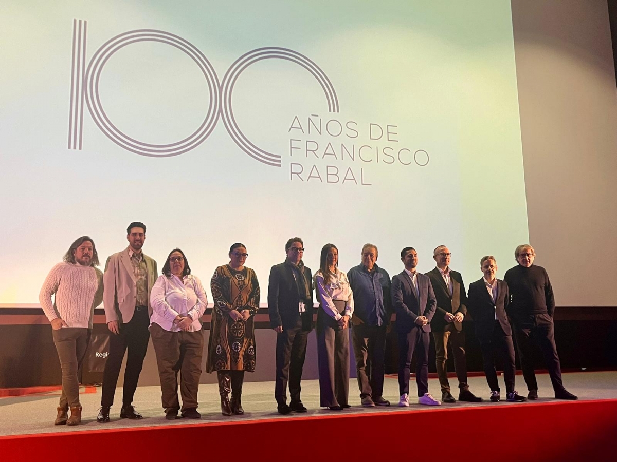 El gran homenaje a 'uno de los nuestros': la Región da las gracias a ...