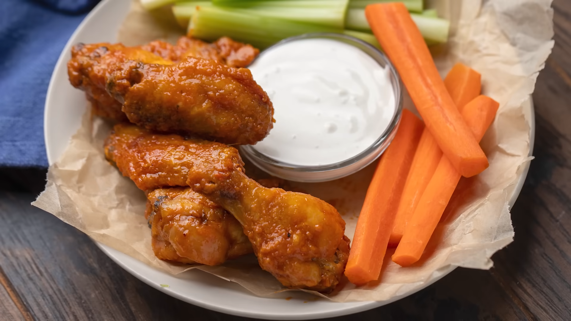 Crispy buffalo wings without frying? Yes, please