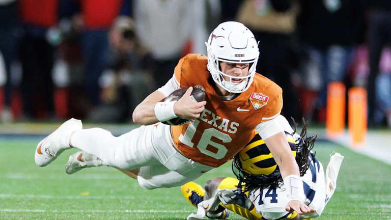 Texas Longhorns post-transfer portal 2026 depth chart review: Quarterbacks
