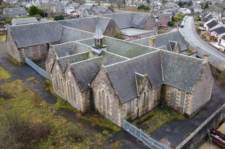 Former Lanark Grammar building being redeveloped into flats