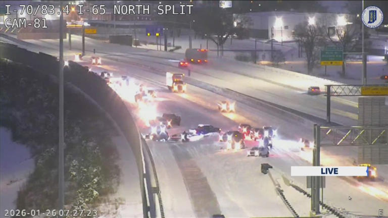 ‘Piling up and piling up’: Dicey situation strands drivers near North Split