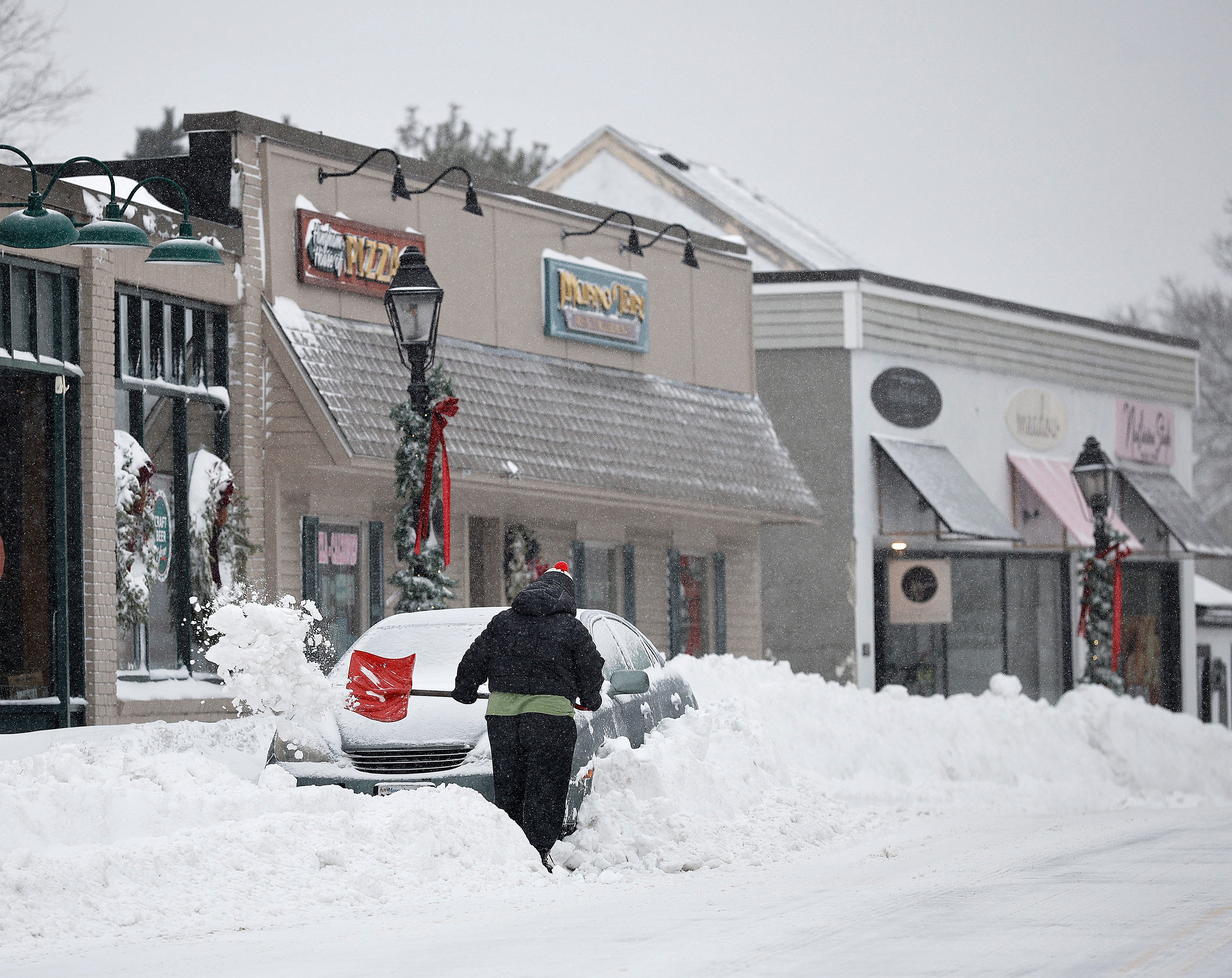 School closed? Town hall open? Tuesday snow closings on South Shore