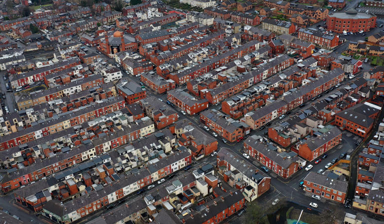 Poorest places to live: The 9 UK cities with the lowest disposable ...