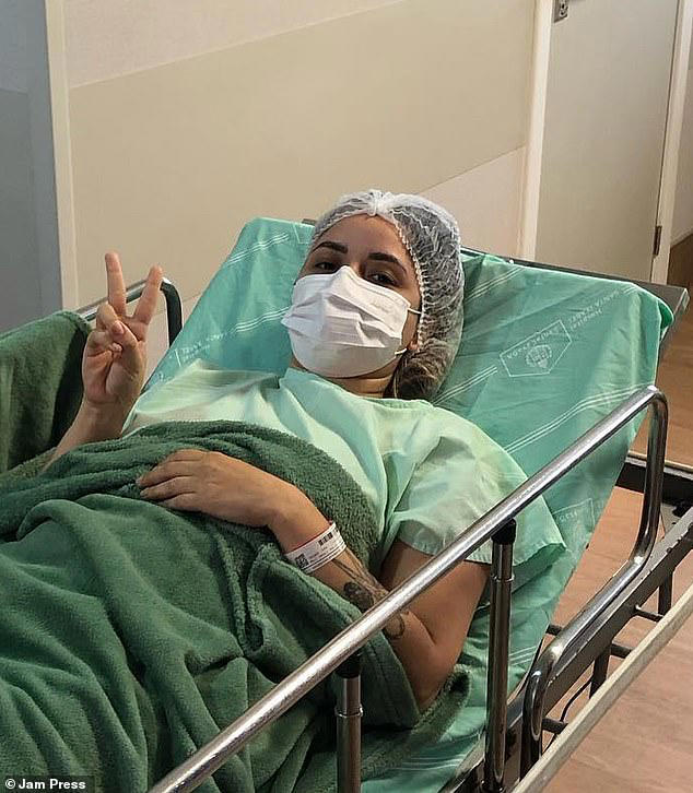 Popular influencer dies age 35 after documenting three-year battle with ...