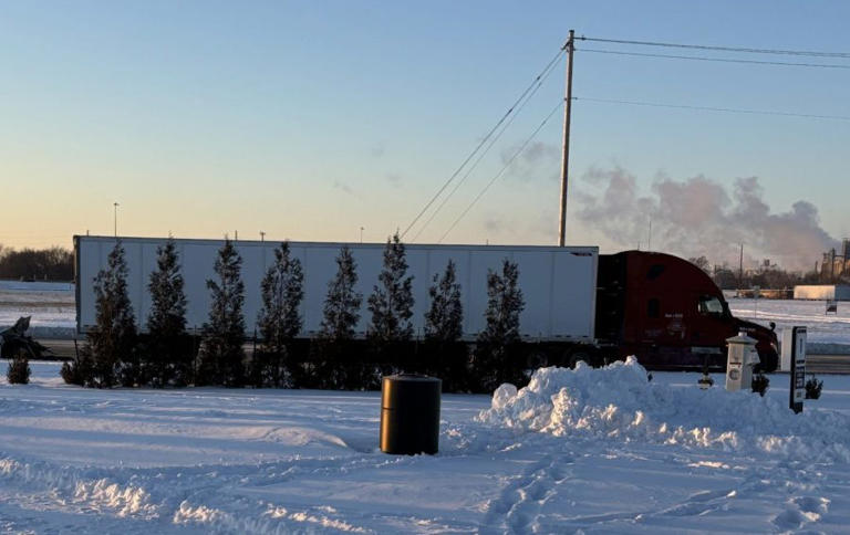 Man killed in crash involving semi on 21st Street west of I-135 in Wichita