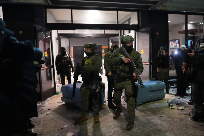 Judge in Minneapolis to hear arguments on ICE presence