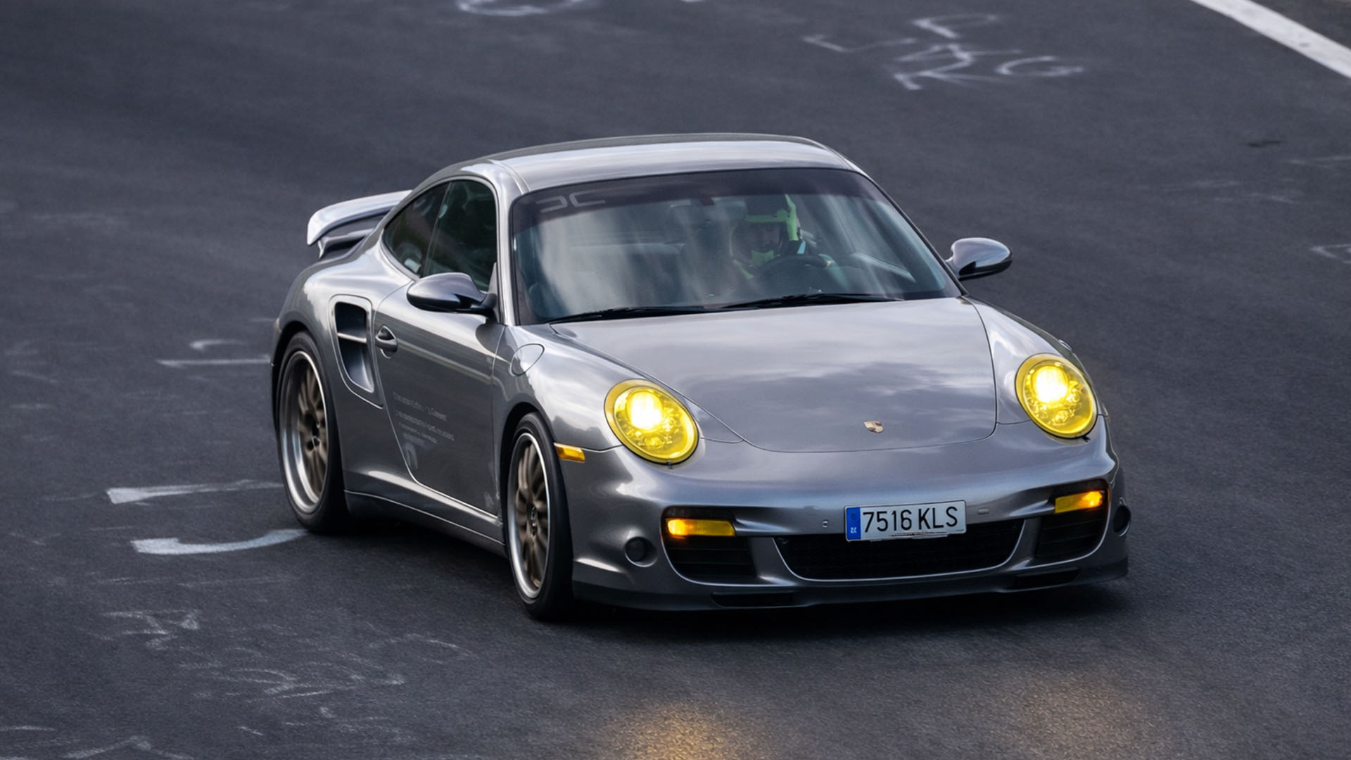 Hatzenbach shows real driving lines at Nordschleife