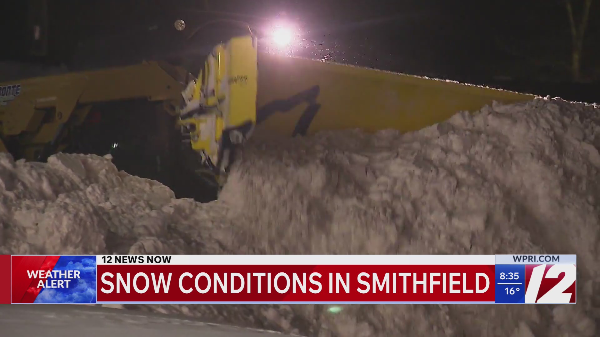 Monday 8:30 AM: Southern New England digging out after snowstorm