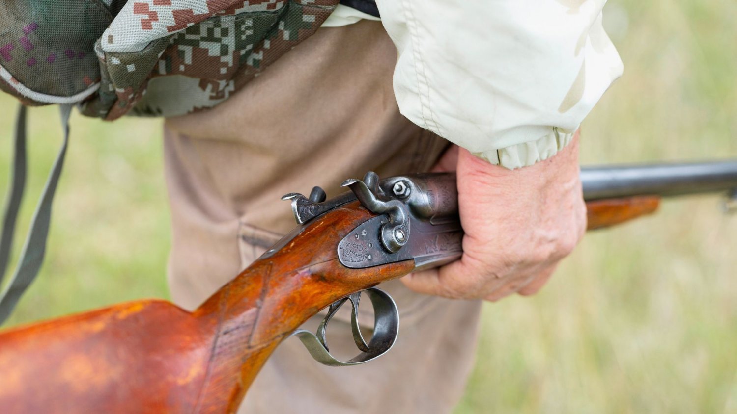 Dwuletnia dziewczynka ranna po wystrzale. Broń myśliwska należała do ...
