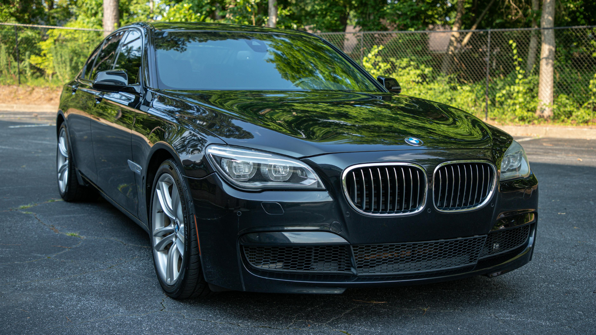 10 cars known for poor handling & 10 with the best