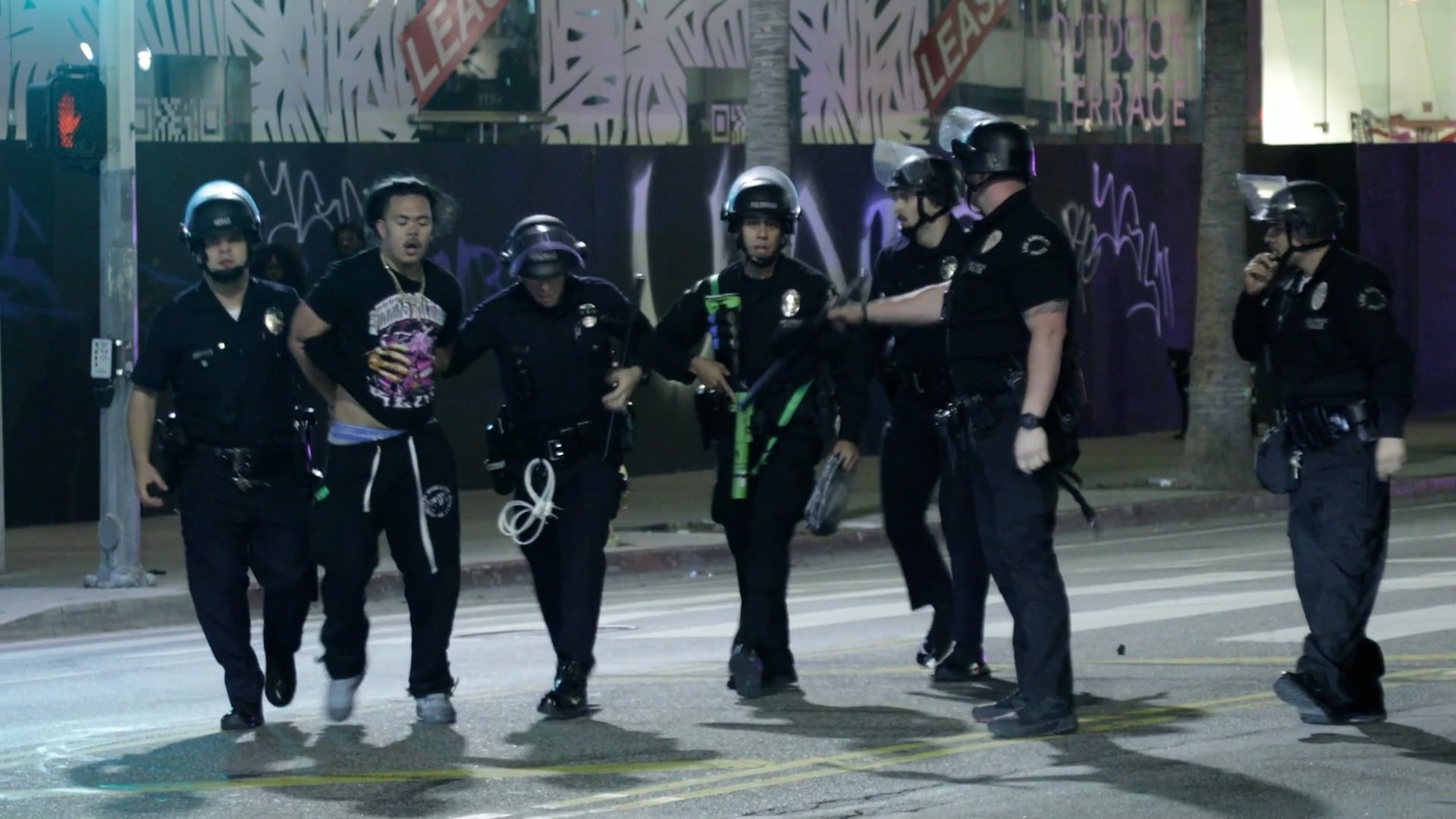 Clashes in LA following ICE enforcement operations