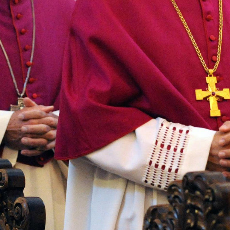 Strafverfahren gegen Saar-Priester – Verhandlung ausgesetzt