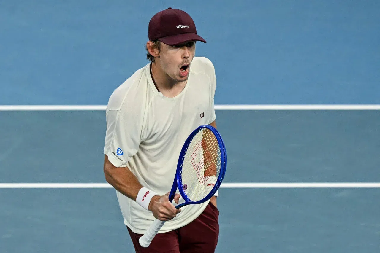 De Minaur se rebelle : « J’en avais assez d’entendre cette histoire ...