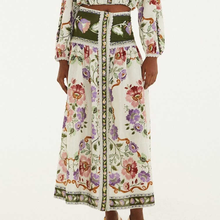 Cat Deeley reminds us that floral prints should be worn all year, not ...